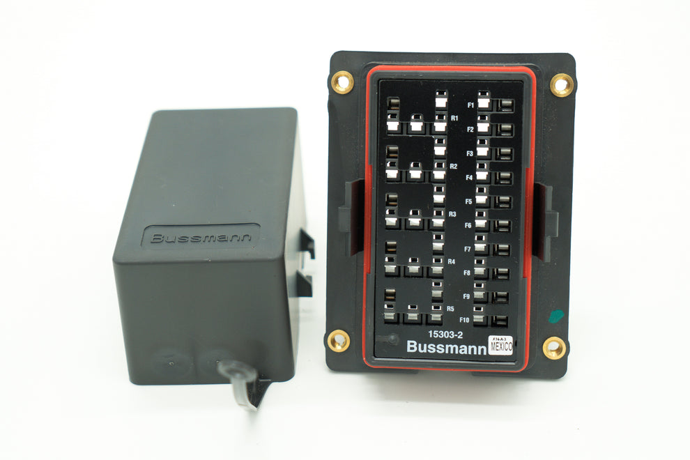 Eaton Bussmann Fuse & Relay Box (IP66 Rated) - Compact Dual Bussed ...